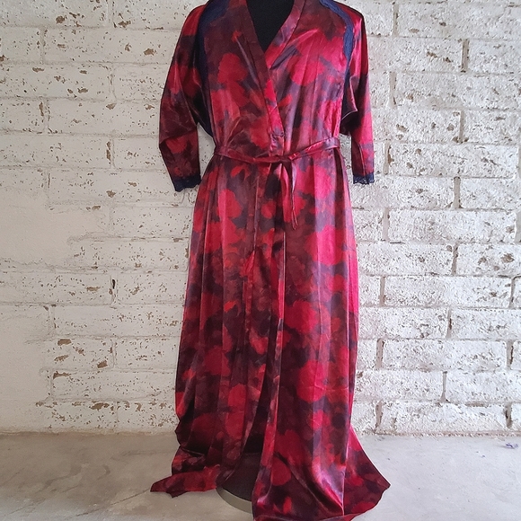 Vanity Fair | Intimates & Sleepwear | Vintage Vanity Fair Long Satin ...